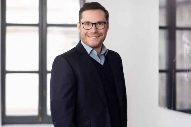 Our Experts - Redgrave